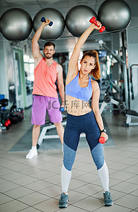 健身房运动健身锻炼生活方式运动员健康训练体重身体健康锻炼高清摄影大图-千库网
