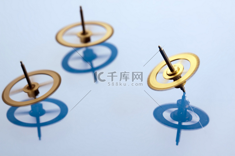 小齿轮高清摄影大图-千库网