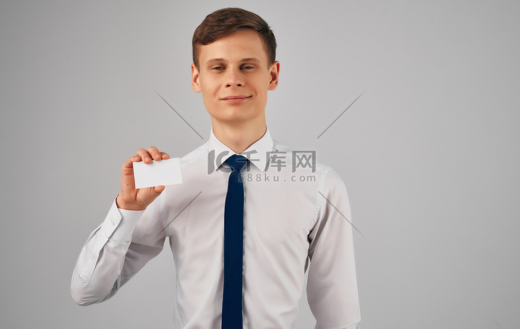 穿西装的商人官方沟通金融专业人士高清摄影大图-千库网