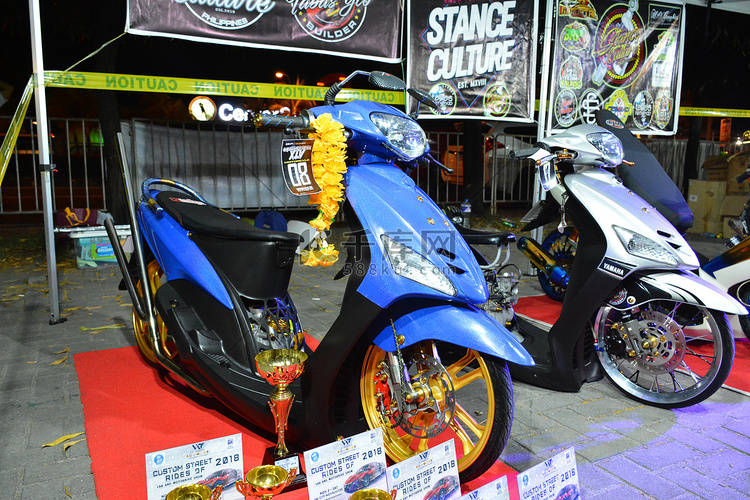 菲利普帕赛 Bumper to Bumper 车展上的雅马哈摩托车高清摄影大图-千库网