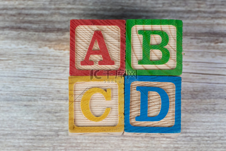 ABCD 木块字母拼图高清摄影大图-千库网