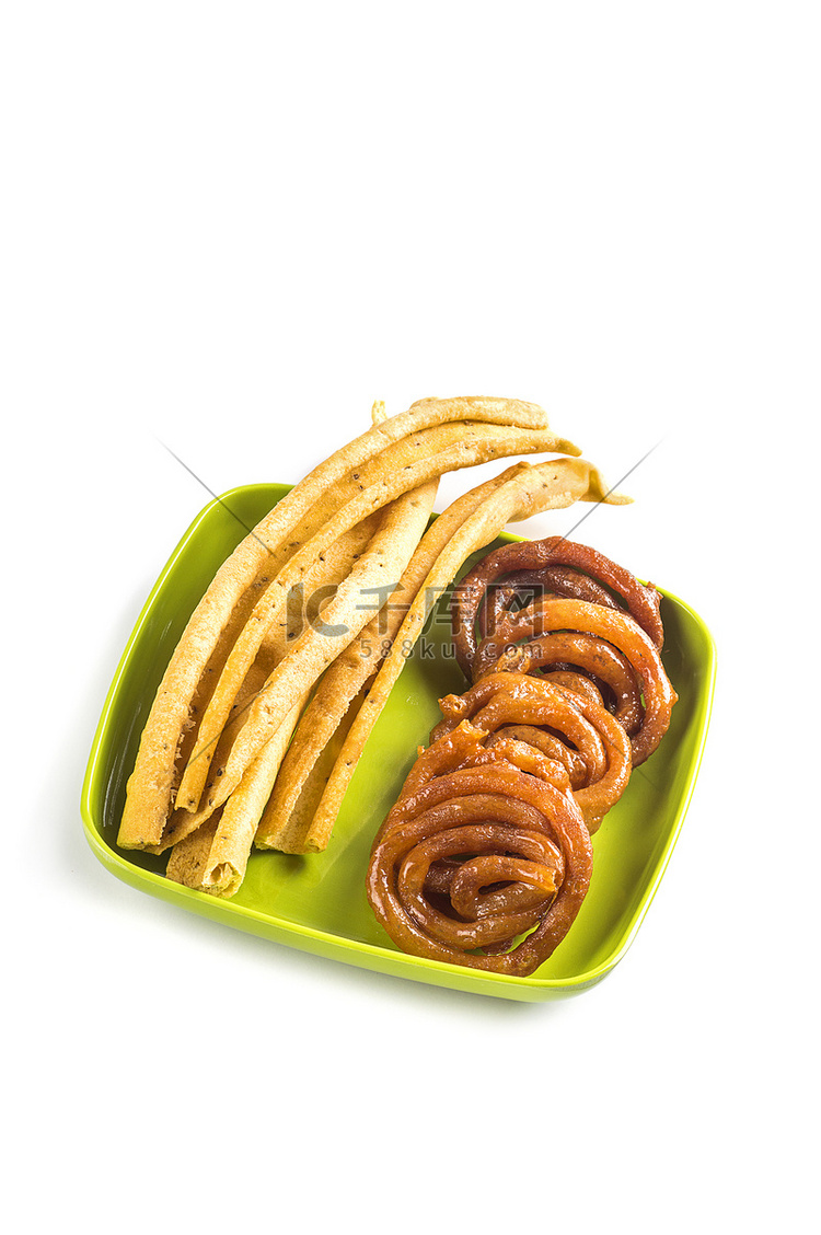 印度菜 Fafda 和 Jalebi 是古吉拉特邦的特色名菜。高清摄影大图-千库网