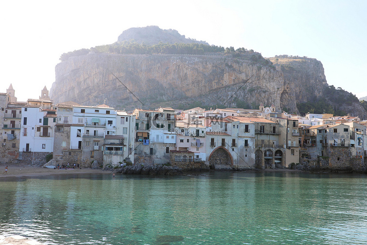 Cefalu，意大利西西里岛巴勒莫附近的中世纪村 庄高清摄影大图-千库网