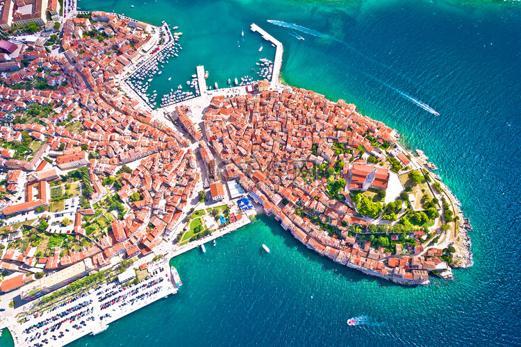 罗维尼。高清摄影大图-千库网