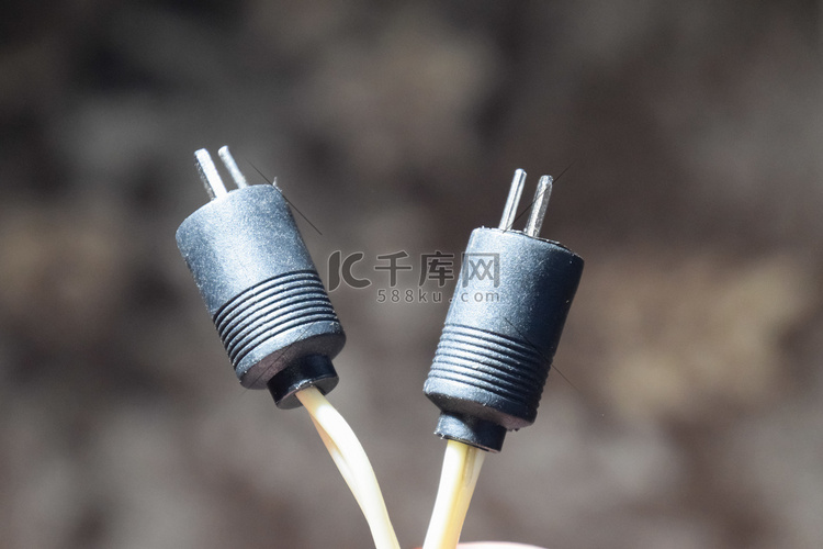 DIN 41529。插头点是破折号，苏联标准的声学插头。高清摄影大图-千库网