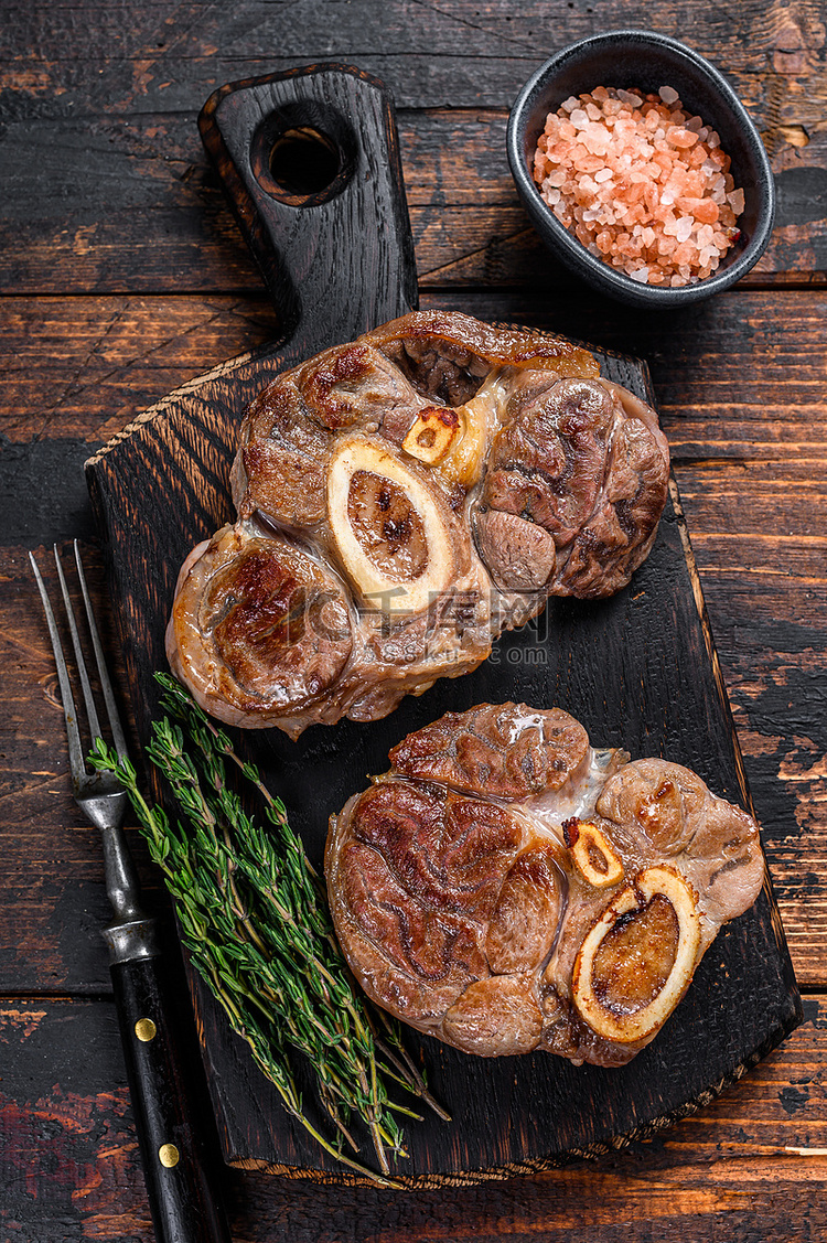 炖肉带骨Osso Buco 牛小腿，意大利ossobuco 牛排。高清摄影大图-千库网
