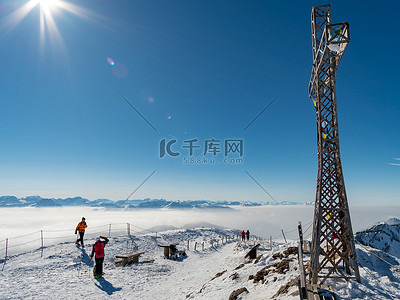 Allgau 的 Hochgrat 雪鞋之旅高清摄影大图-千库网