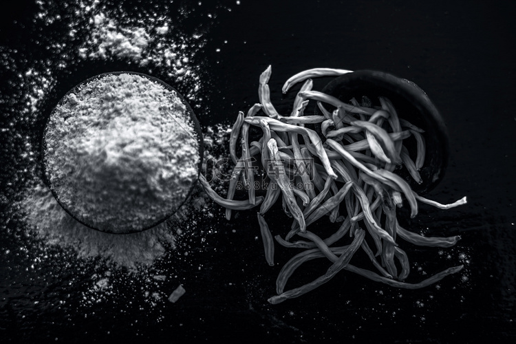 流行的印度和亚洲 Ayurvedic 有机草药 Musli Safed Moosli/ Shaqaqule/ Dholi Musli ...