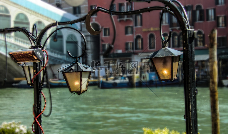 威尼斯大运河上的餐厅 #2高清摄影大图-千库网