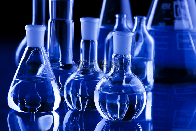 实验室玻璃器皿高清摄影大图-千库网
