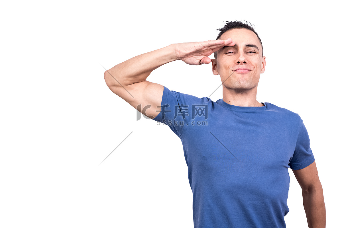 骄傲的人用手行军礼高清摄影大图-千库网
