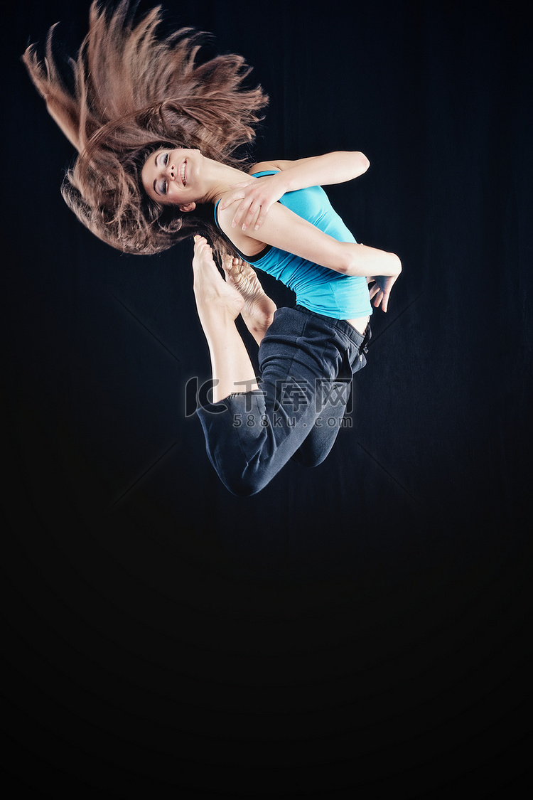 飞跃高清摄影大图-千库网