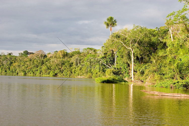 桑多瓦尔湖高清摄影大图-千库网