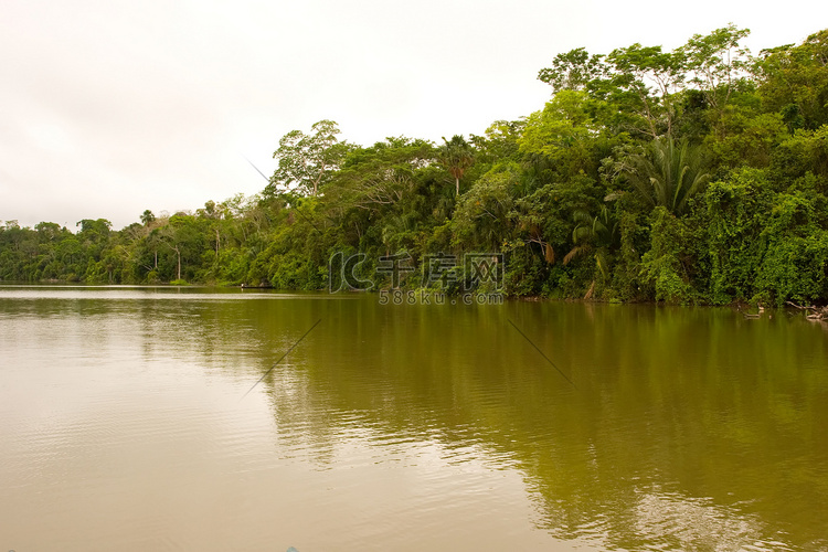 桑多瓦尔湖高清摄影大图-千库网