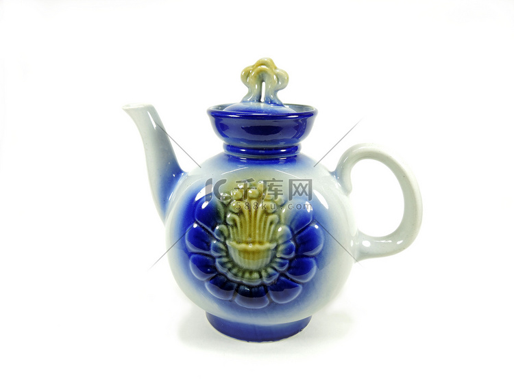 Russian teapot, large teapot on a white background 2高清摄影大图-千库网