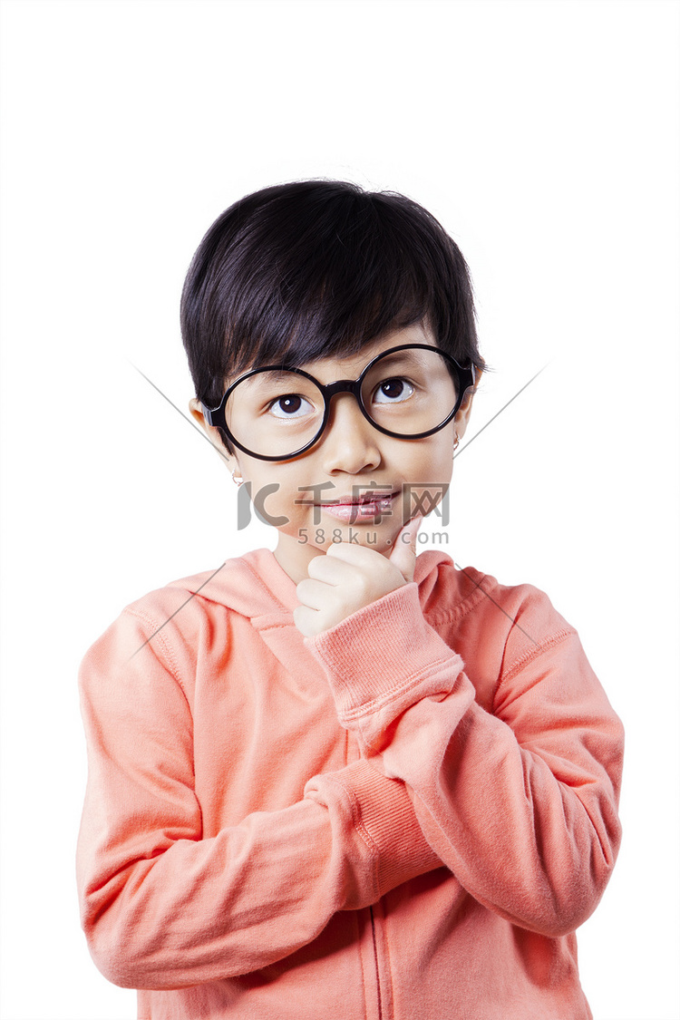 Pensive little student with thinking poses高清摄影大图-千库网