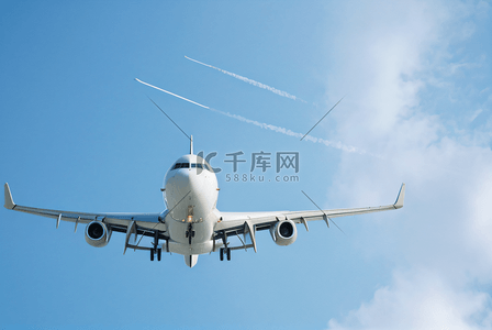 天空中飞翔的飞机配图图片高清摄影大图-千库网