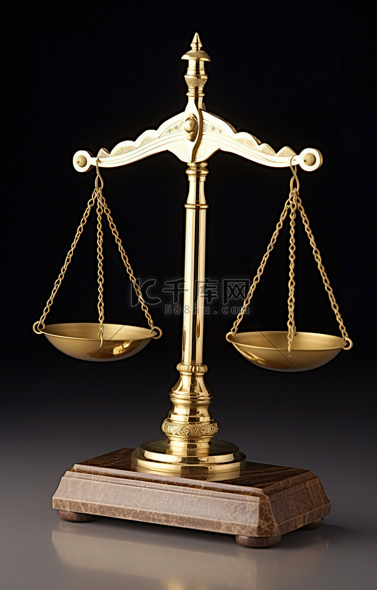 桌子顶部有一个装饰性的天平背景图片免费下载_海报banner/高清大图_千库网(图片编号7146867)