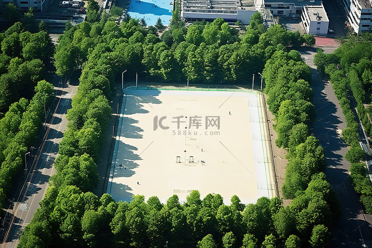 yoreo公园有一个排球场和一些树木背景图片免费下载_海报banner/高清大图_千库网(图片编号6963540)