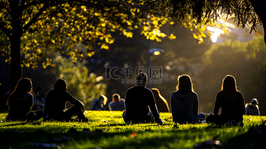 校园草坪上的大学生们1高清摄影大图-千库网