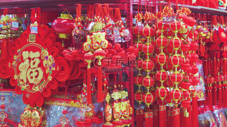 实拍春节氛围新年挂饰小福字年味实拍高清摄影大图-千库网