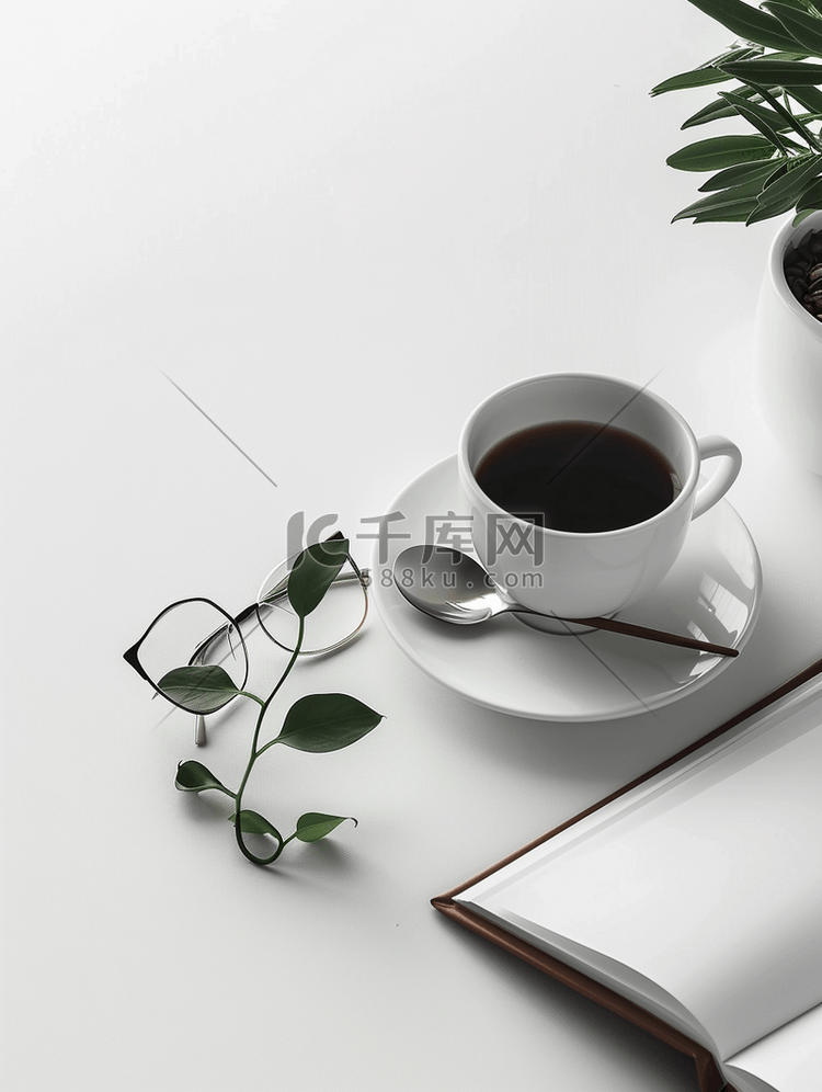 工作台创意平躺照片高清摄影大图-千库网