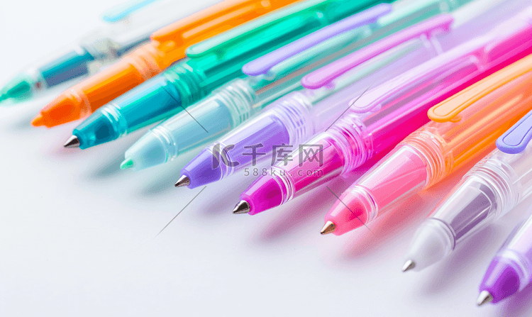 文具彩色书写用品钢笔铅笔高清摄影大图-千库网