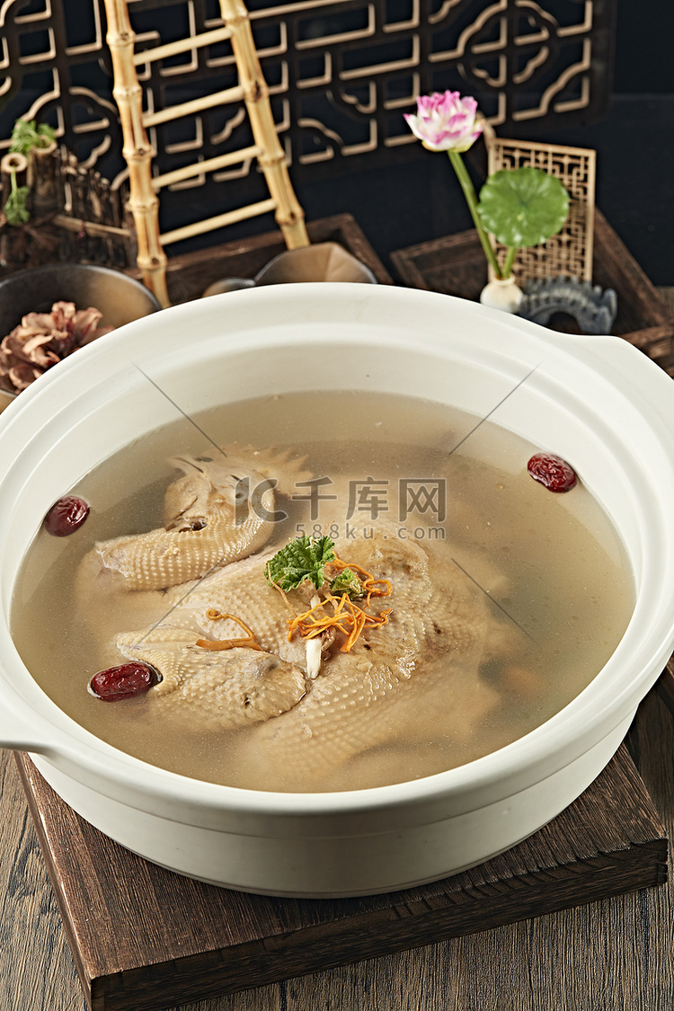 砂锅炖老母鸡高清摄影大图-千库网