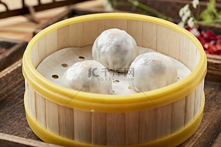 港式茶餐冰皮水晶雪菜猪肉包高清摄影大图-千库网