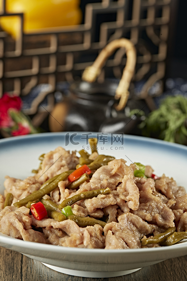 米椒泡豇豆炒牛柳高清摄影大图-千库网