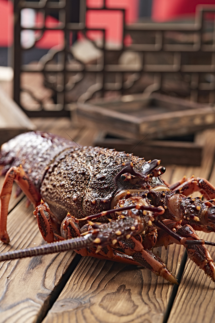 木板上的澳洲大龙虾高清摄影大图-千库网