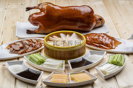 桑拿木质板上的北京烤鸭高清摄影大图-千库网