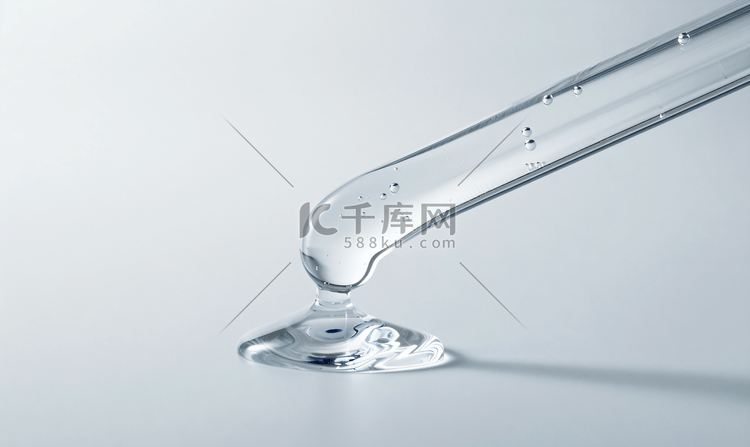 白色背景上滴有透明液体的玻璃吸管酸性血清高清摄影大图-千库网