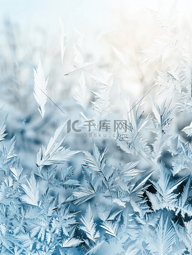 冰冻的冬窗带有闪亮的冰霜图案纹理高清摄影大图-千库网