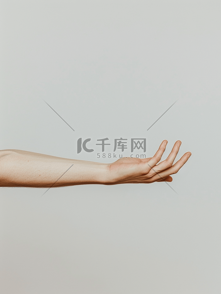 显示右臂的人高清摄影大图-千库网