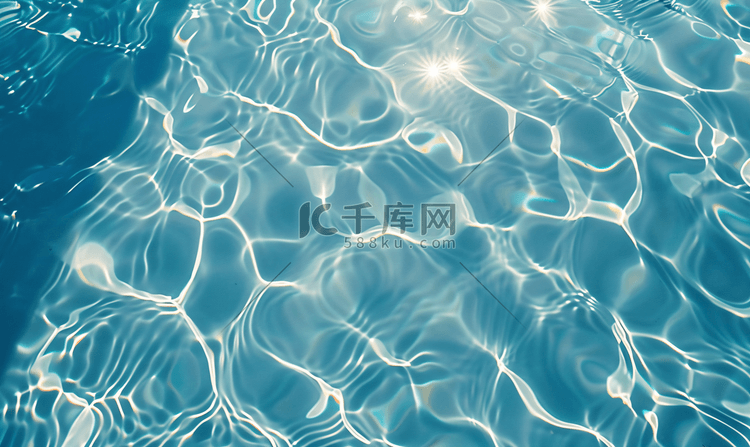 泳池水面纹理波纹水在游泳池背景蓝色的水与阳光高清摄影大图-千库网