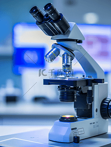 实验室显微镜的特写高清摄影大图-千库网