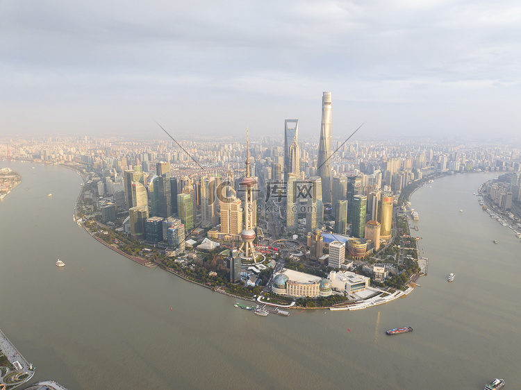 上海外滩陆家嘴东方明珠航拍高清摄影大图-千库网