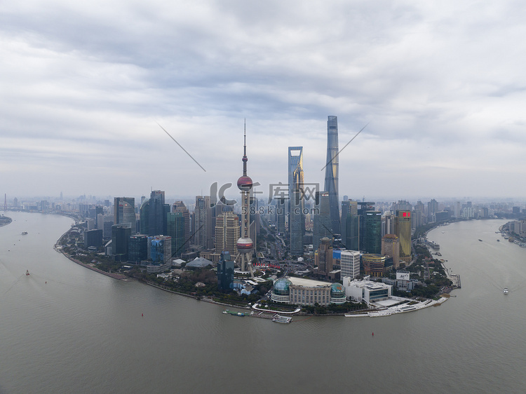 上海外滩陆家嘴东方明珠航拍高清摄影大图-千库网