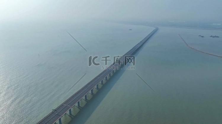 航拍海上公路连云港田湾跨海大桥实拍高清摄影大图-千库网