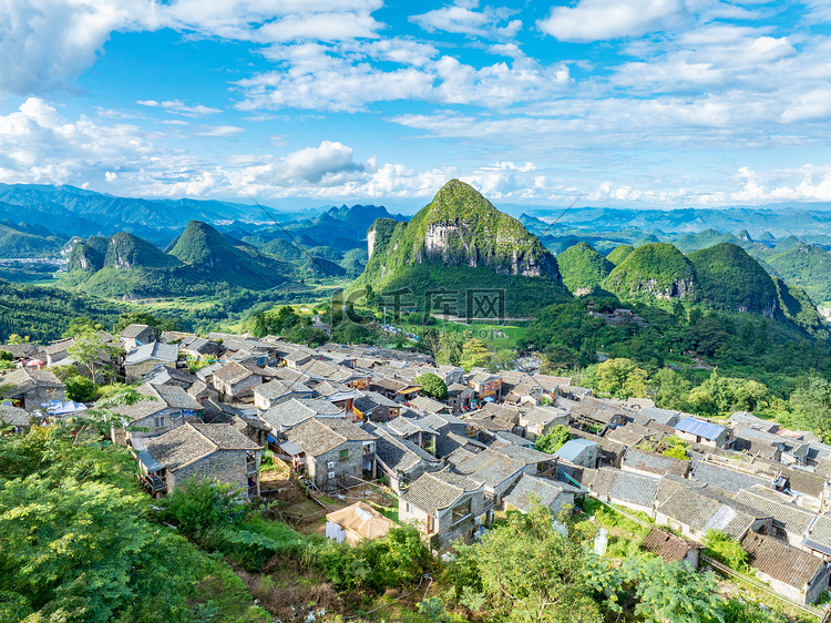 广东清远连南县南岗排千年瑶寨高清摄影大图-千库网