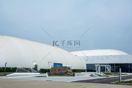 泰安市泰山冰雪文化中心高清摄影大图-千库网