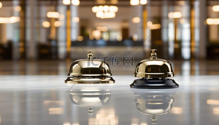 时尚的接待柜台设有现代化的酒店服务铃细心的工高清摄影大图-千库网