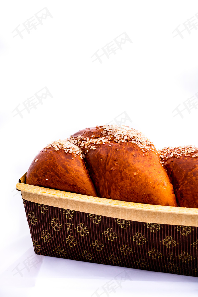 Cozonac、Kozunak 或 babka 是罗马尼亚和保加利亚传统的一种甜发酵面包高清摄影大图-千库网