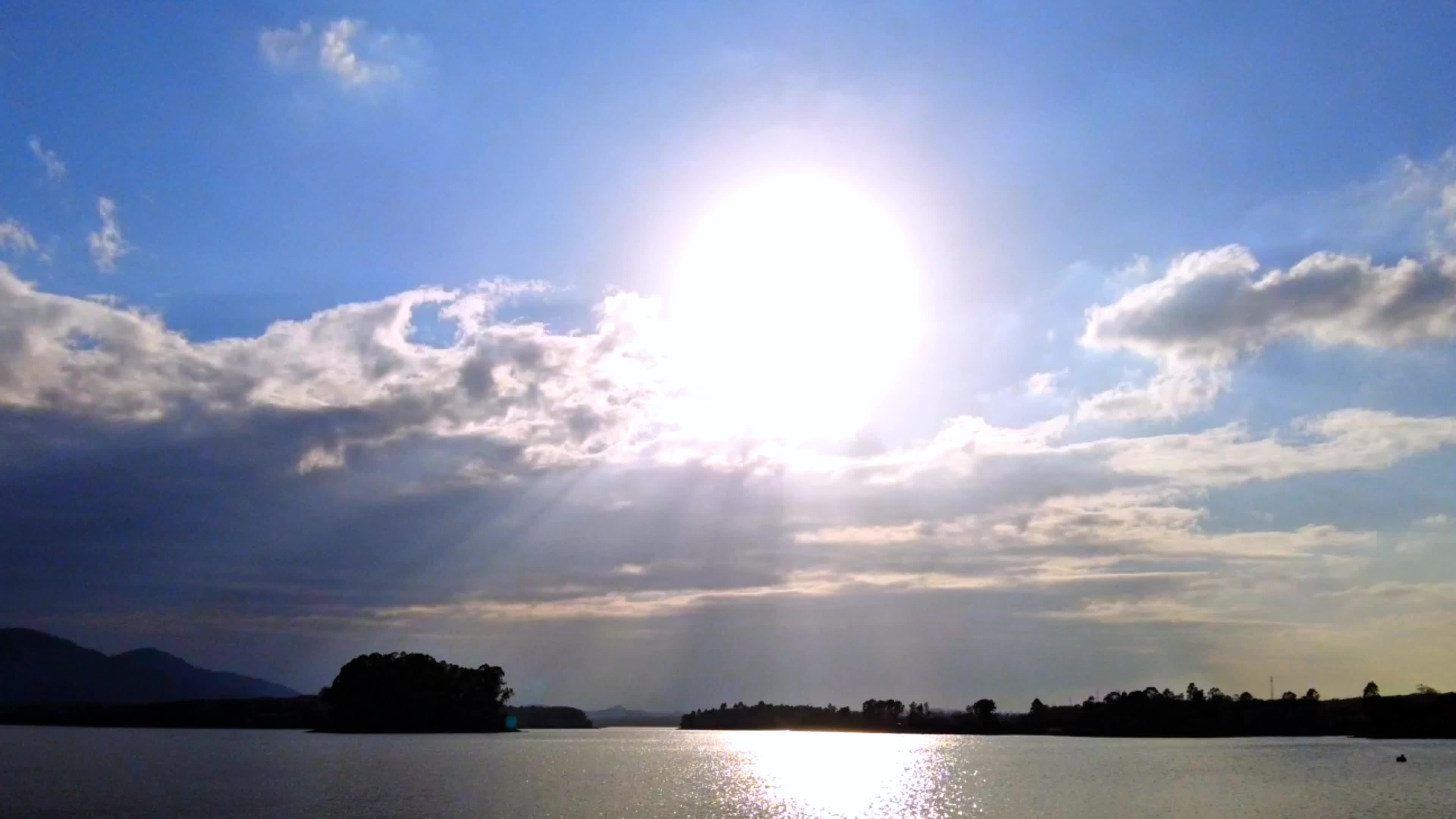 日出太阳光穿透云层延时摄影实拍素材视频特效素材-千库网