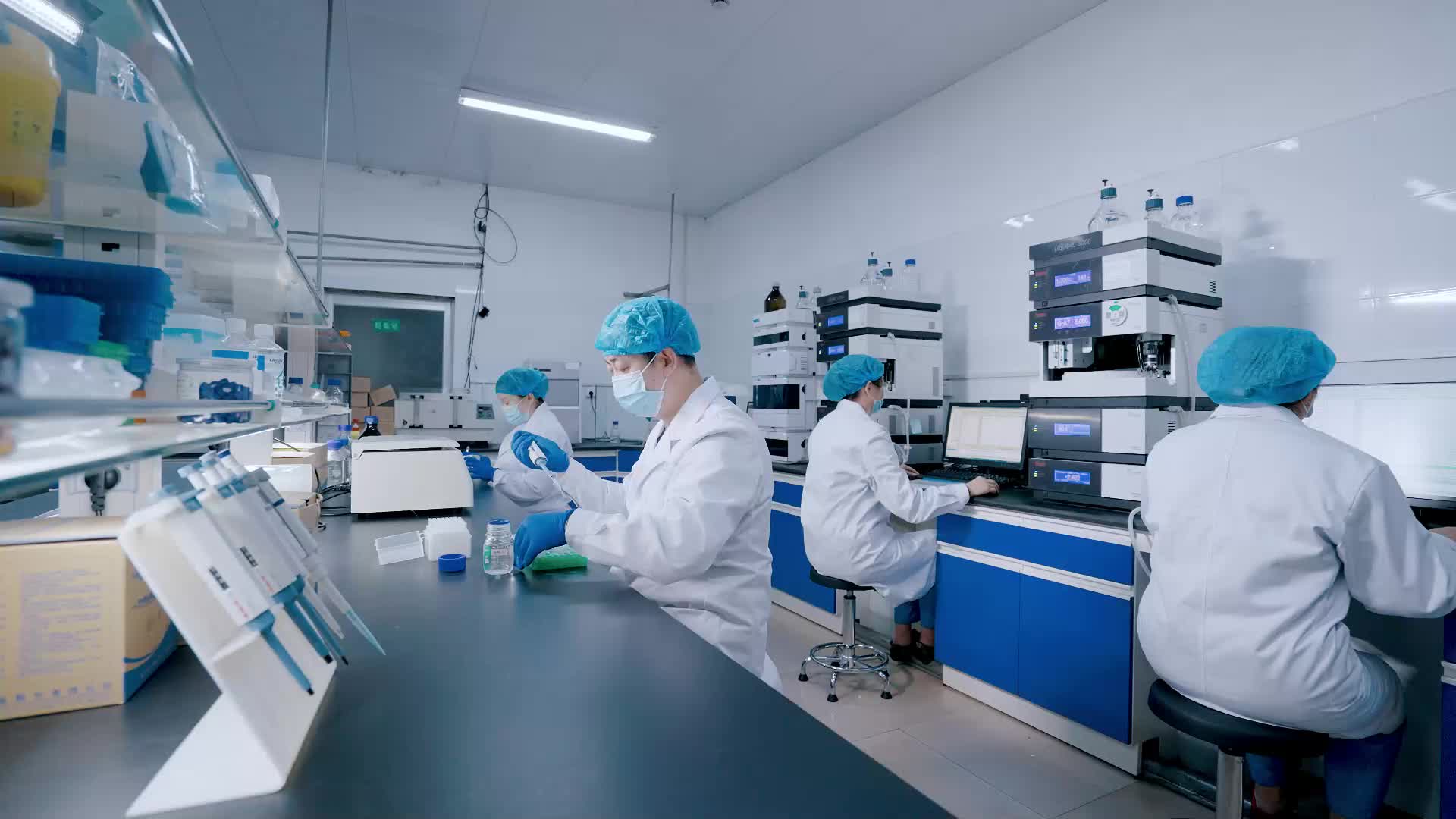 在高端科研实验室做研究实拍素材视频特效素材-千库网